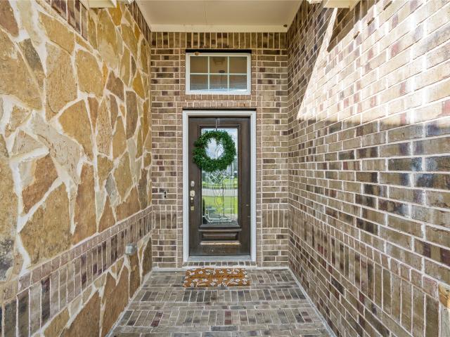119 Comal Drive