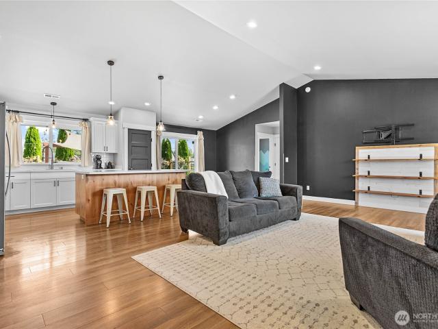 119 Cornerstone Drive