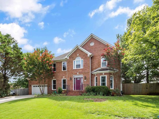 119 Caenstone Court