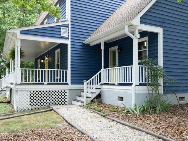 119 Captains Court