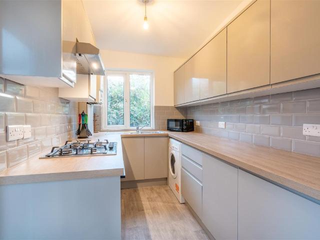 119 Club Garden Road, Sharrow, Sheffield S11, 4 bed shared accommodation to rent, £1,595 pcm | PrimeLocation