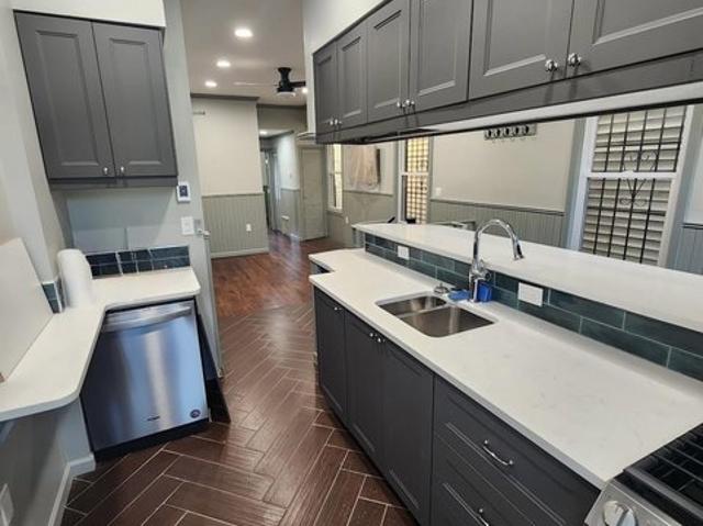 119 Clendenny Ave Apt 1L, Jersey City, NJ 07304