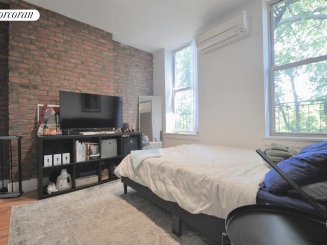 119 Albany Ave #2R, New York, NY 11213