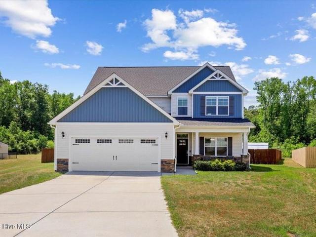 119 Auburn Bay Dr, Pikeville, NC 27863