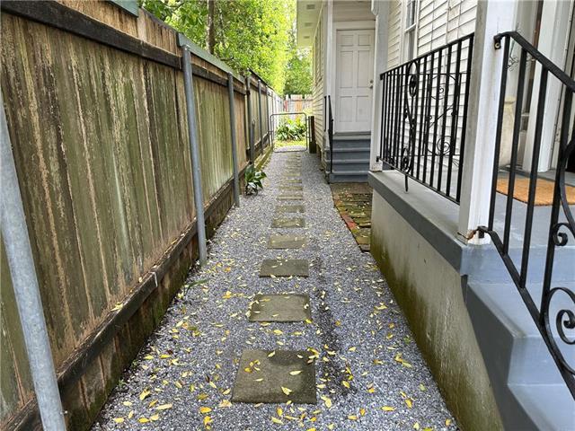 119 Avenue E, Metairie, LA 70005 | MLS #2549 | Compass