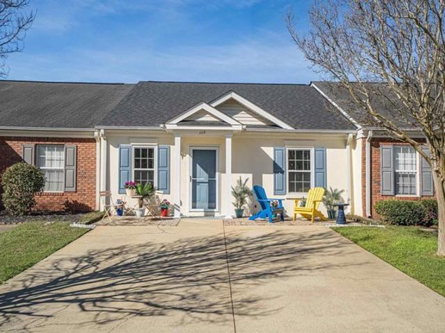 119 Barrington Dr, Lexington, SC 29072