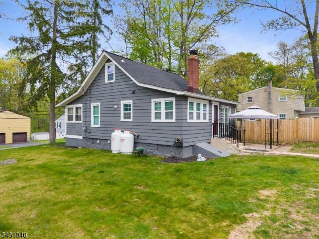 119 Bell Ave