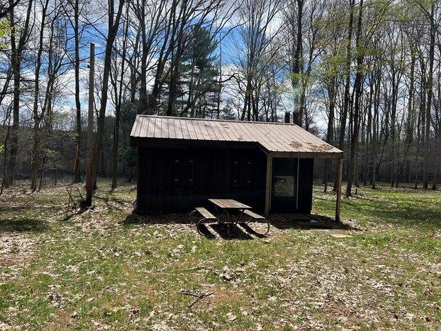 119 Bent Timber Ln, Grand Valley, PA 16420