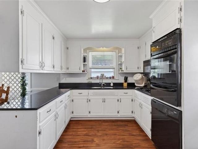 119 Bruce Pl, Portsmouth, VA 23707