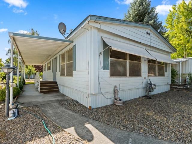 119 Briarwood Way, Grants Pass, OR 97526