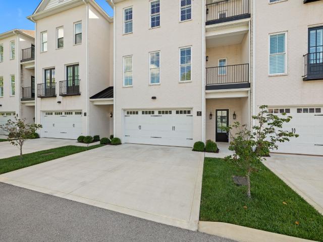 119 Downton North Dr