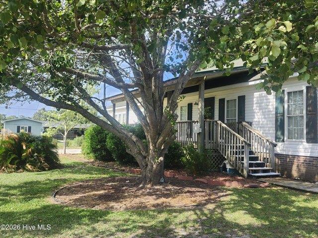 119 Dixon Dr, Newport, NC 28570