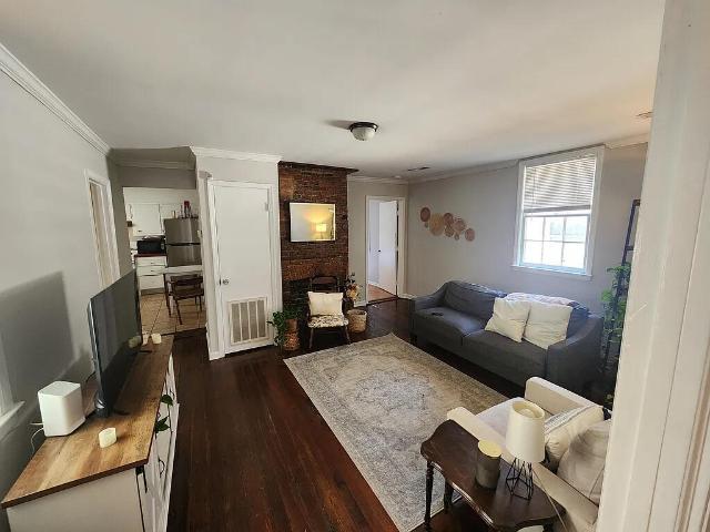 119 Drake Street A