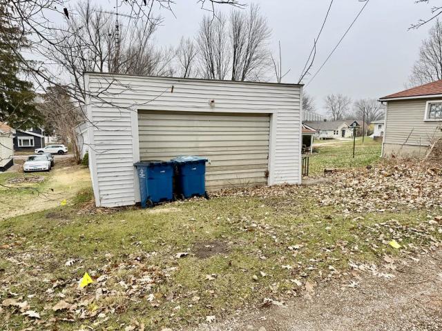 119 E 2nd Street