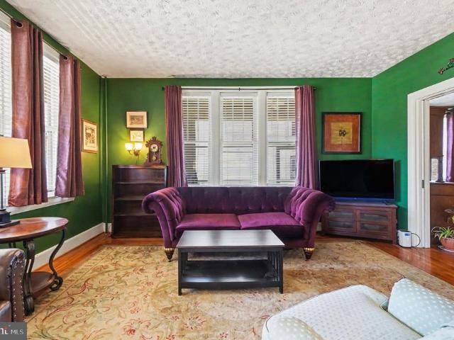 119 E Cecil Avenue