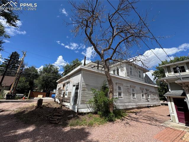 119 E Fontanero Street