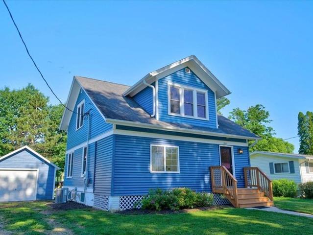 119 East Ave, Belleville, WI 53508