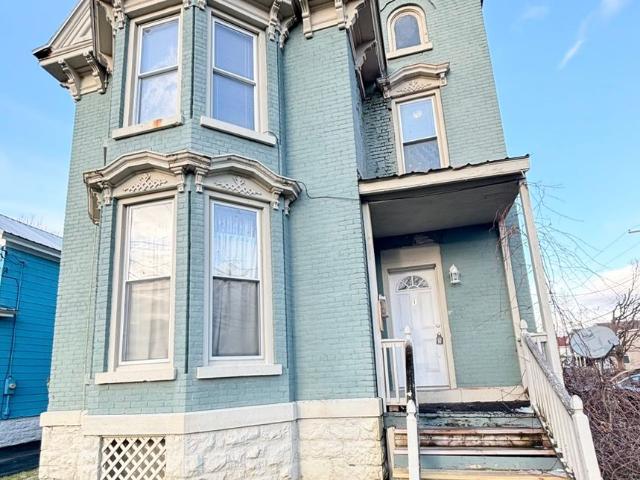 119 East Bloomfield