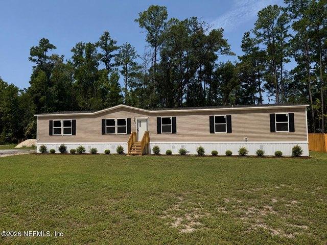 119 East St, Palatka, FL 32177