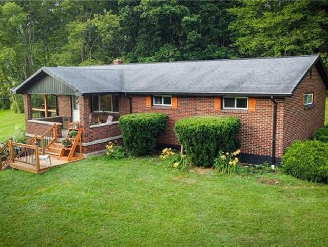 119 Eberhart Ln, Chicora, PA 16025