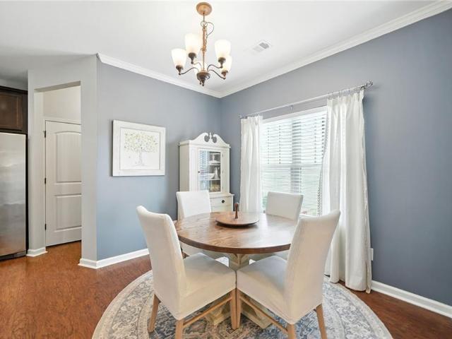 119 Kestrel Court E