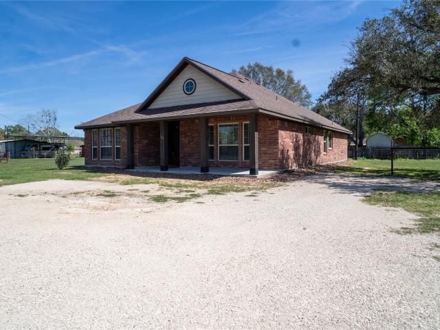 119 Hackberry Street
