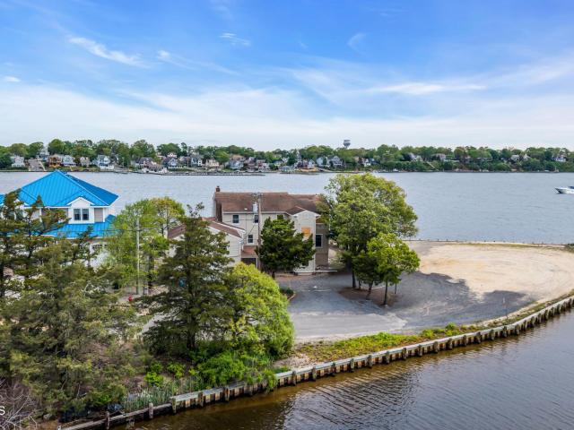 119 Harbor Court