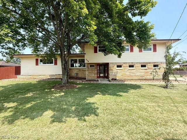 119 Harmon Ct, Lagrange, OH 44050