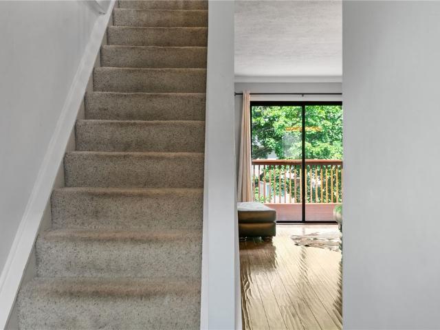 119 Hillvue Dr