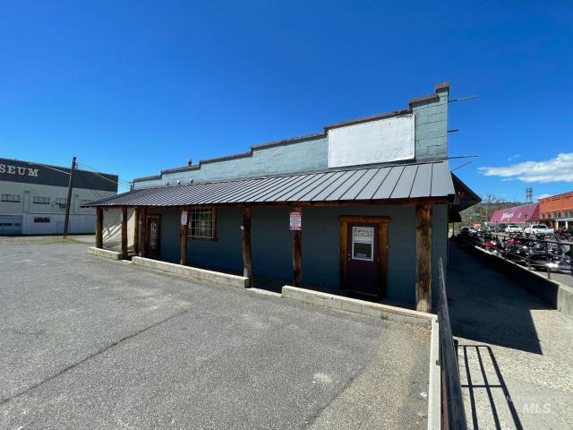 119 Illinois Ave