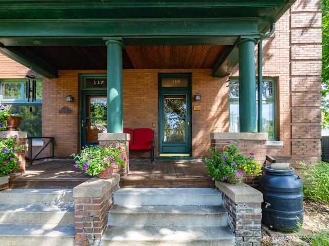 119 Isabel Street E