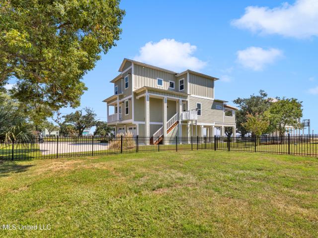 119 Jefferson Davis Avenue
