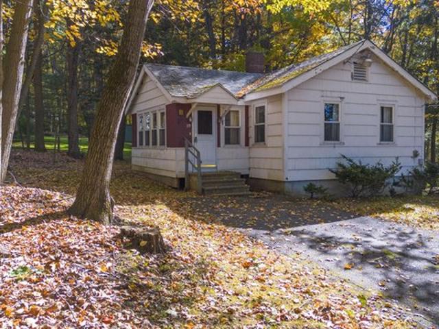 119 Orlando Ave, Pittsfield, MA 01201