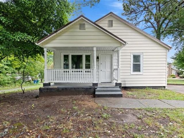 119 Osborne St, Jonesville, NC 28642