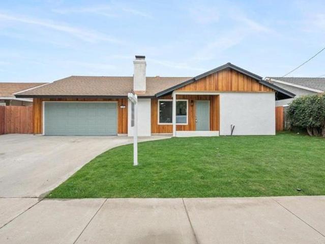 119 Mayfair St, Oceanside, CA 92058