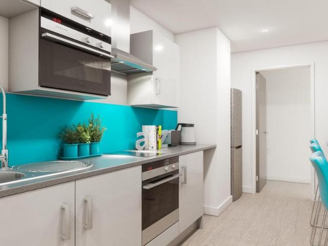 119 Mayflower Street, Plymouth PL1 2 bed apartment to rent £1,508 pcm £348 pw
