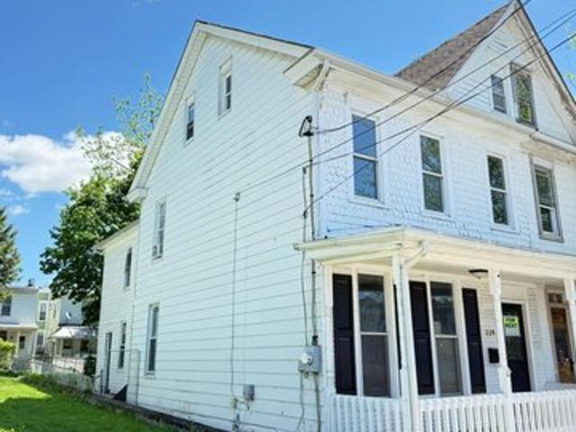 119 Market St, Tamaqua, PA 18252