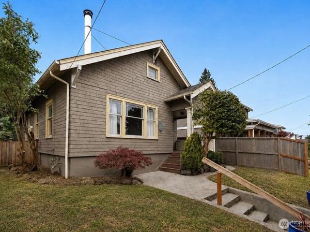 119 N 83rd St, Seattle, WA 98103