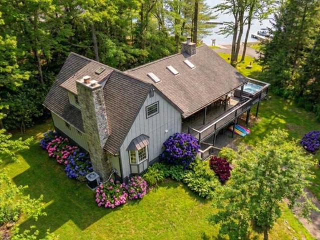 119 N Lake Drive
