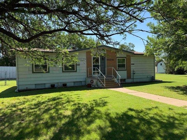 119 N Locust St, Offerle, KS 67563