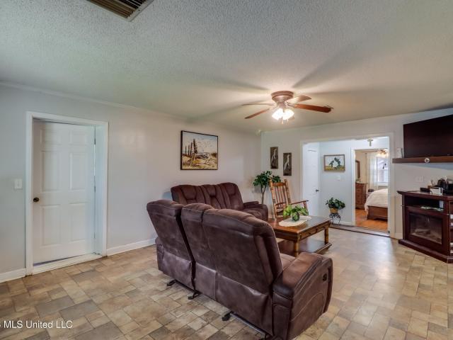 119 N Seashore Avenue