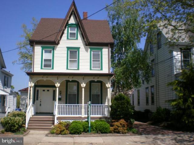 119 North Church St, 3 beds, 1 full bath