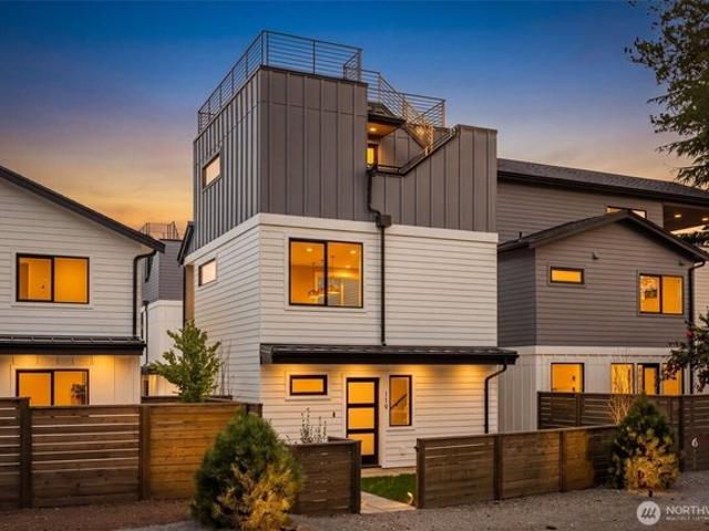 119 NW 112th St, Seattle, WA 98177