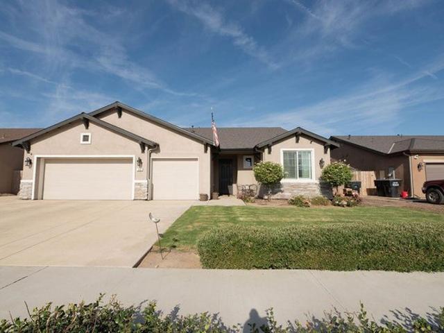 119 S Denton St, Visalia, CA 93291