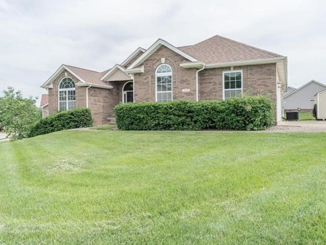 119 Sawgrass Ave, Vine Grove, KY 40175