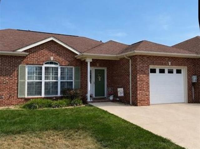 119 Saint Christopher Ct, Mascoutah, IL 62258