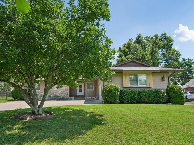 119 Stonehouse Dr