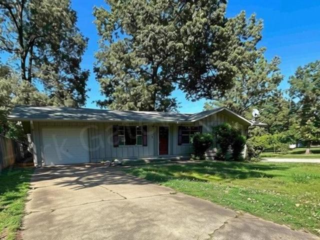 119 Pottawattamie Dr, Cherokee Village, AR 72529