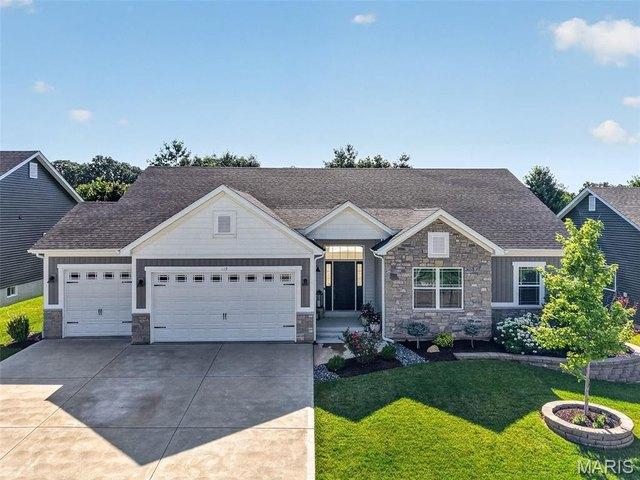 119 Pomodora Cir, Wentzville, MO 63385
