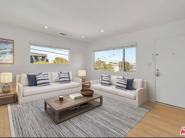 119 Paloma Avenue M